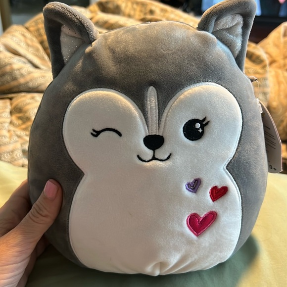 Squishmallows | Toys | Squishmallow 8 Heidi The Husky Valentines Day ...